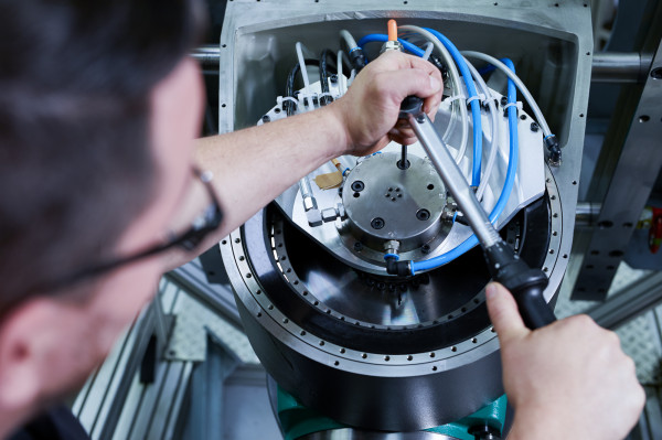 Precision engineering | Peiseler